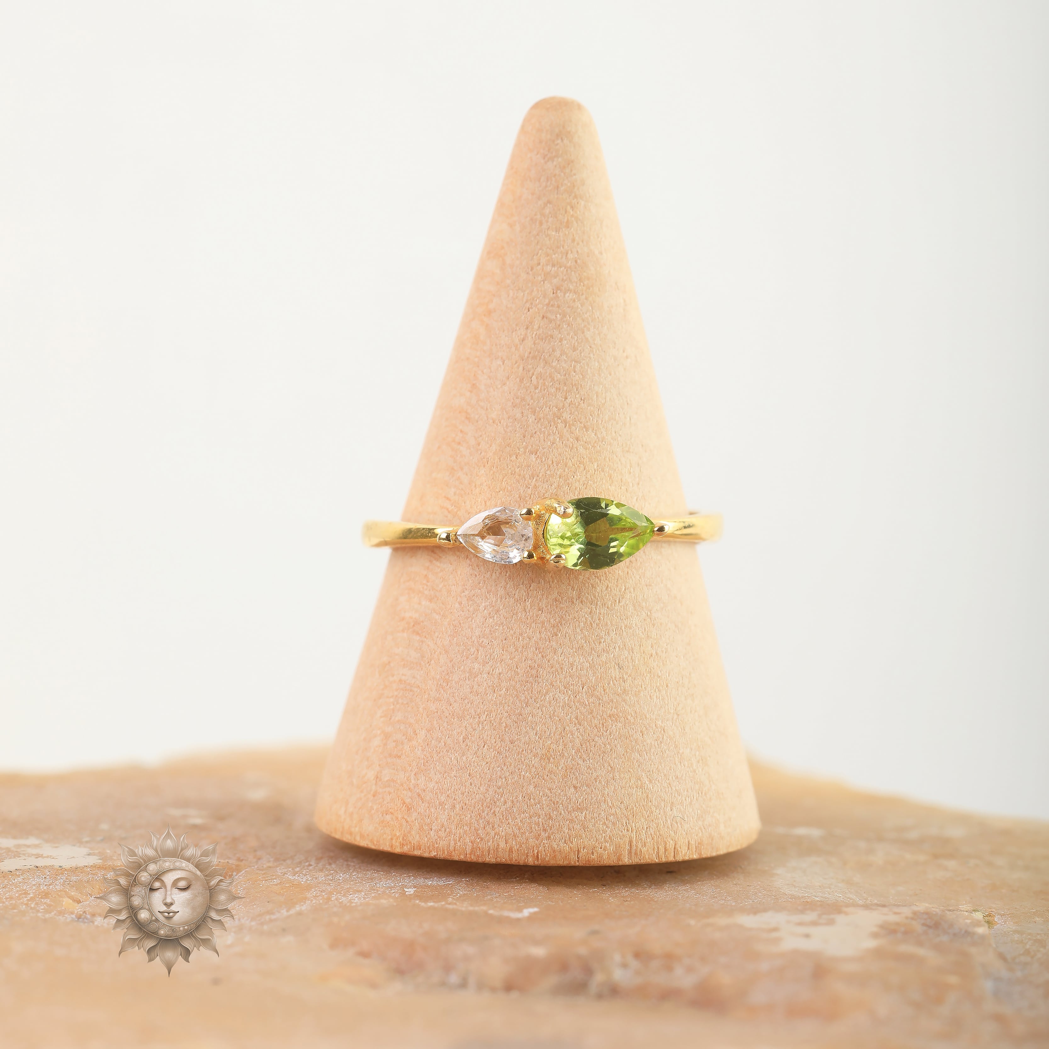 Peridot Elegance – Sun and Moon Serendipity